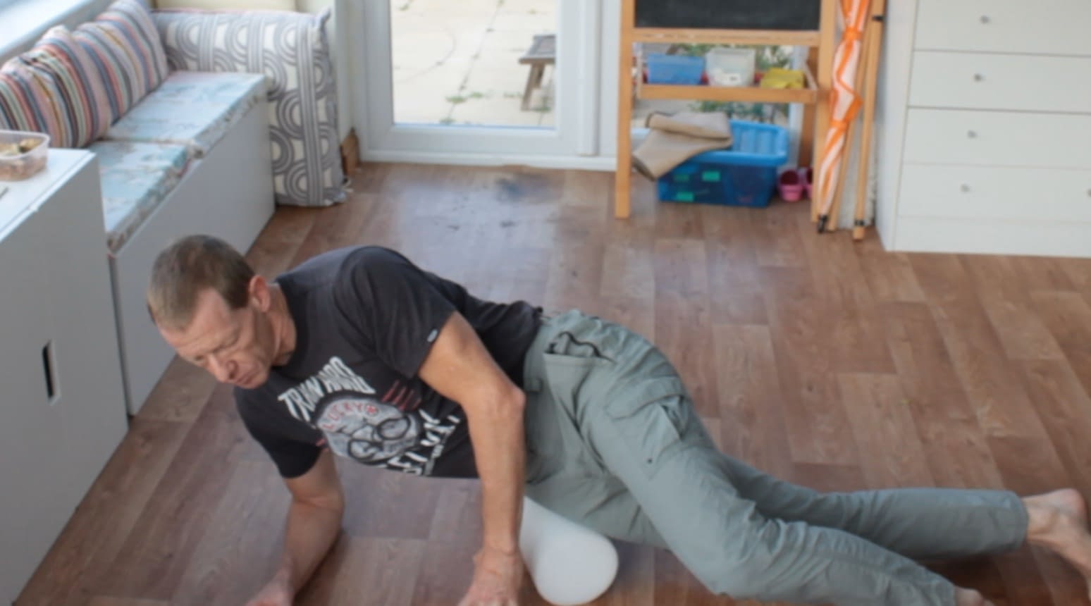 Foam Roller for Iliotibial Band - Limitless Fitness Coaching and Education